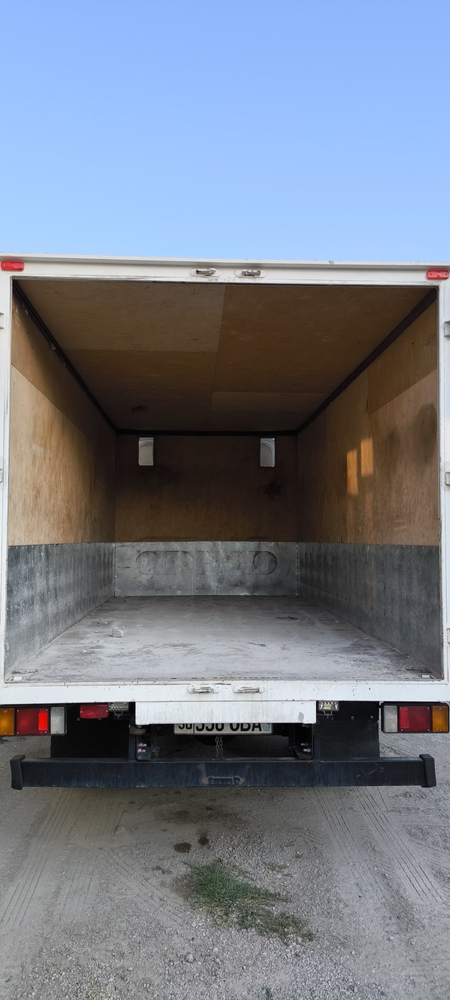 Isuzu 5 ton sotiladi