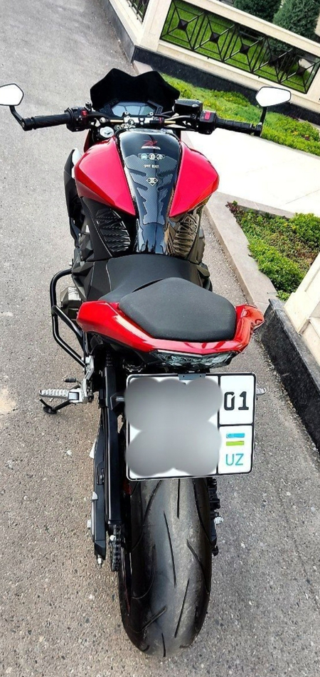 Мотоцикл 800сс Кавасаки z800