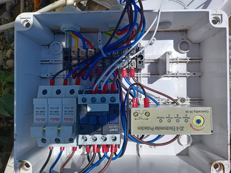 Elektrik hizmatlari