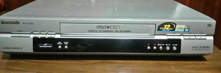 Продам видеомагнитофон Panasonic NV-SJ230