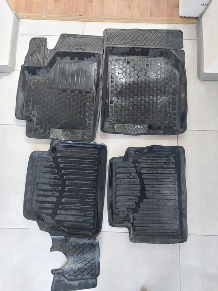 Polik nexia 3 rossiyaniki yaxshi ishlatilgan .
