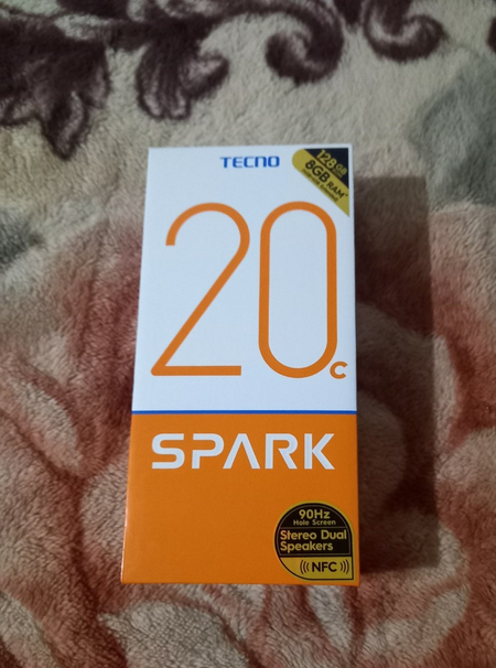 Tecno spark 20 c  продаётся
