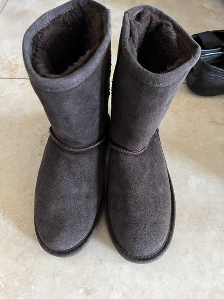 Замшевые водонепроницаемые сапоги от Bearpaw (США)