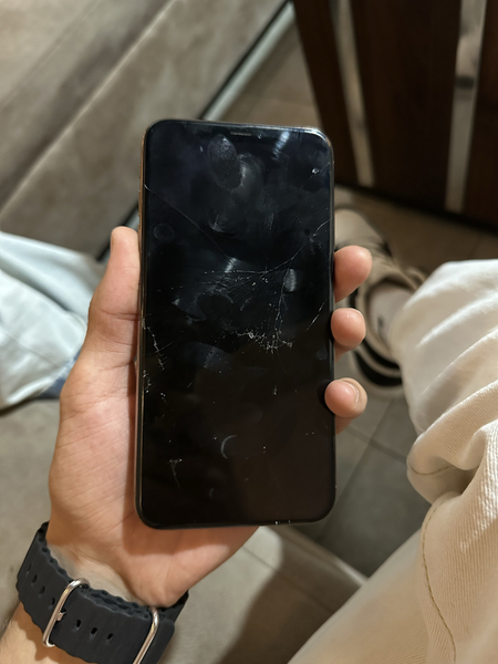 Iphone Xs max faqat abmen yahshiro samsung redmiga pasni oqila avval