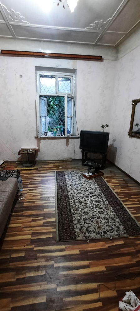 Продаю 1 комнатную квартиру  Мирабадский район  в доль дороги  36.000