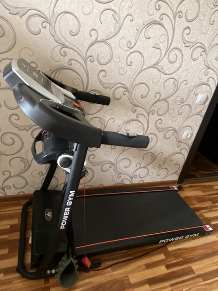 Продам беговую дорожку, состояние идеальное