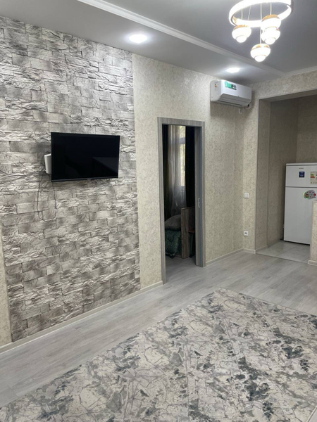 Сдается 1в2 ком квартира Экобазар ТЦ Чимган есть депозит