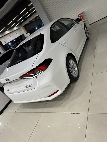 Toyota COROLLA 1,8 Hybrit
