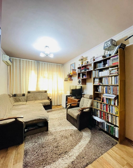 Срочно продается квартира 3/3/4 Асалабод Кадышева