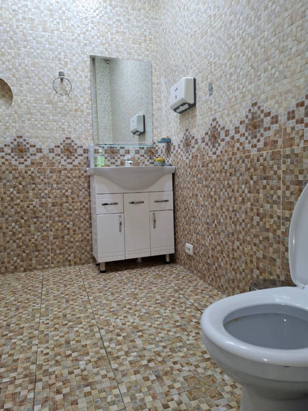 Аренда под офис 2-этаж 130кв.м ор: БЦ Sahara