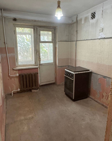 Продам квартиру 1/2/4 на массиве Ялангач