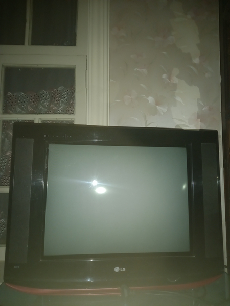 Телевизор LG Utra Slim XD