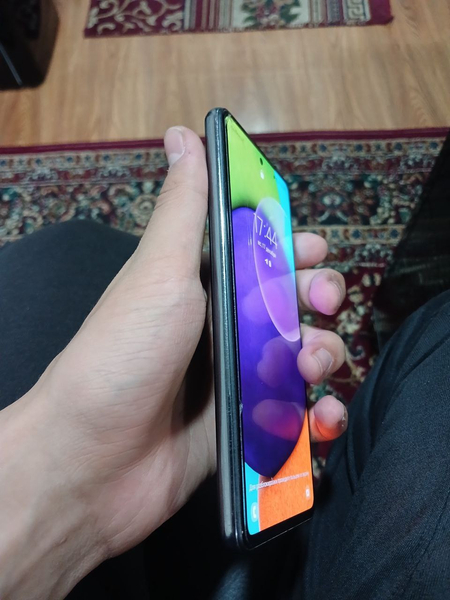 Samsung a 52 sotiladi