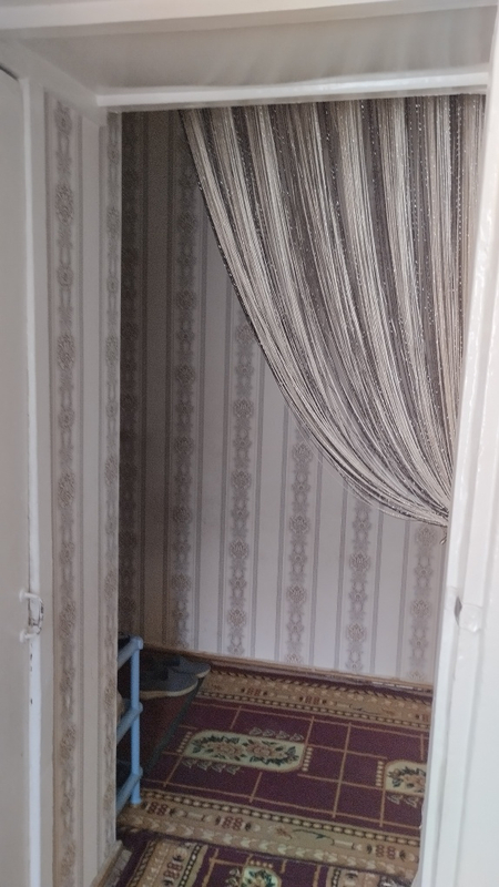 Uy sotiladi qora qamishda 1 zona 2 ta qilingan