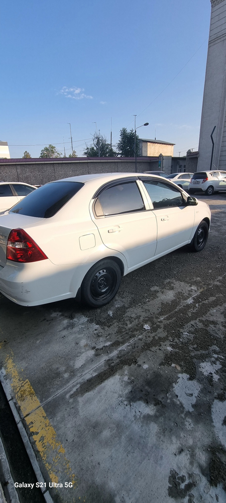Nexia 3 2 Pozitsiya sotiladi