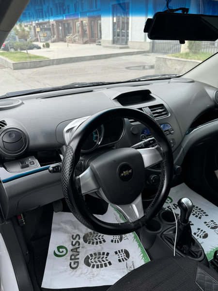 Chevrolet Spark сотилади