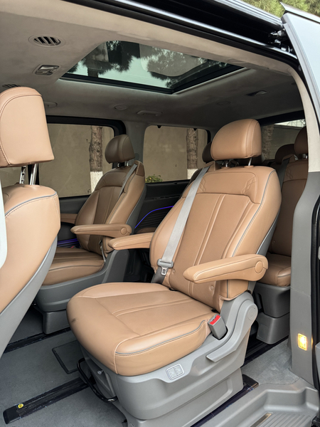 Hyundai Staria Full komplektatsiyada