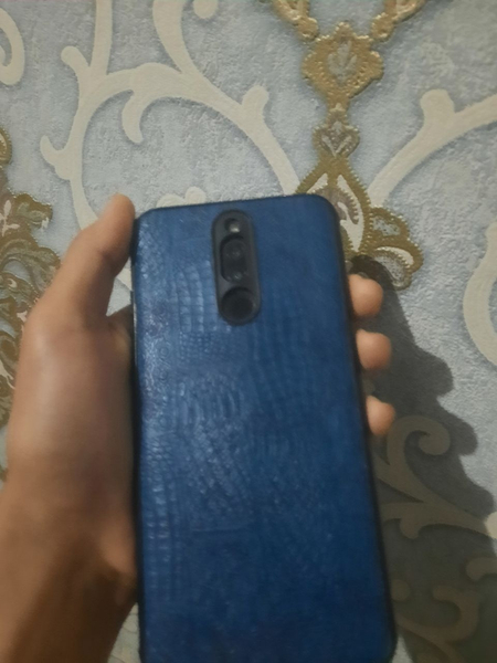 Redmi 8 4ga 64 soyiladi