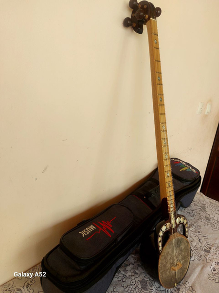 Qashqar Rubob buyurtma asosida yasalgan