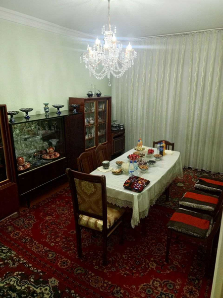 Продам квартиру 4-к (Кара-камиш 1/4) район Алмазарский. 4/3/4