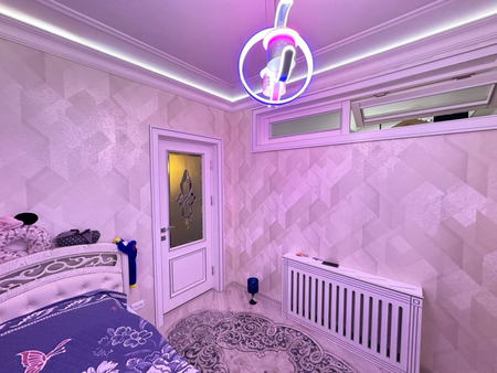 Срочно продаётся 3х комнатная квартира. Мирзо Улугбек(Зафар ресторан)