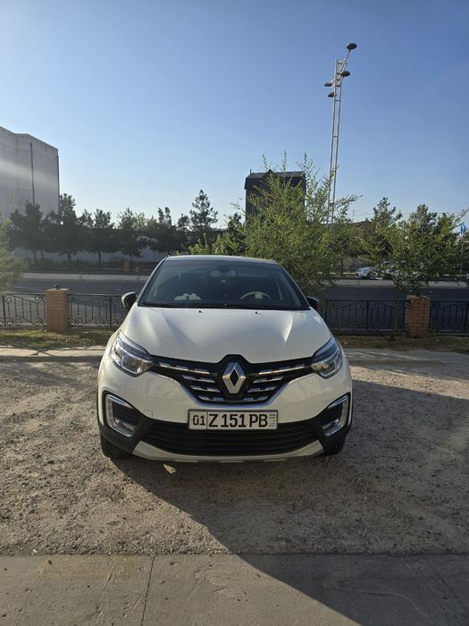Reno Captur срочно машина идеал
