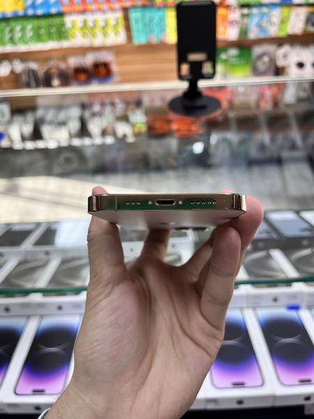 Iphone 12 Pro nasiya savdo va naqdga