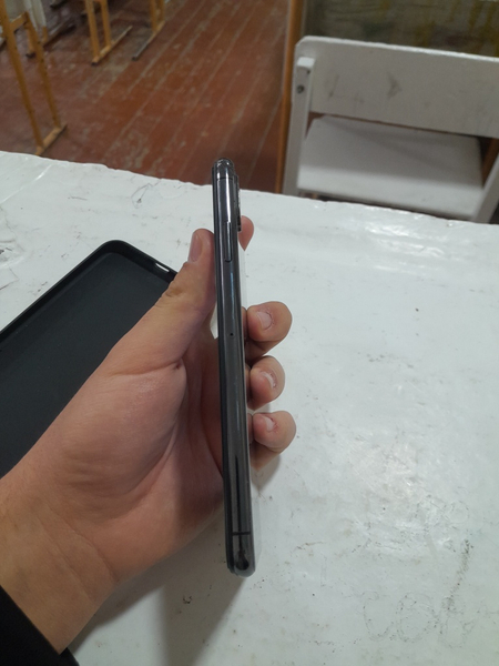 Iphone xs max срочно продаётся