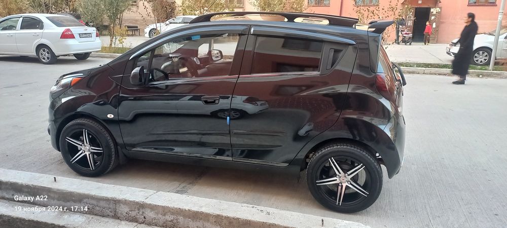 Продаётся автомобиль спарк