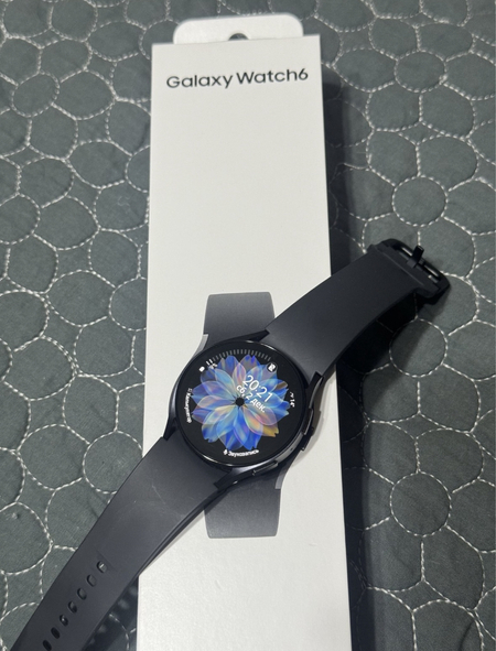 Поодаются Galaxy Watch 6 40мм
