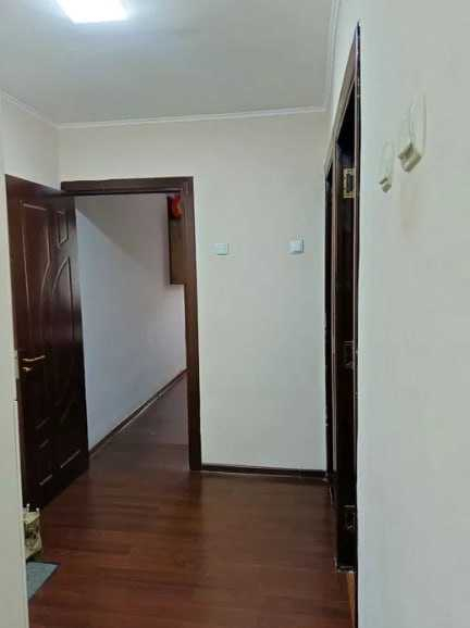 ПРОДАЕТСЯ 3/3/4 70м2 Ш.Руставели Братские Балкон:  2х6 не торец