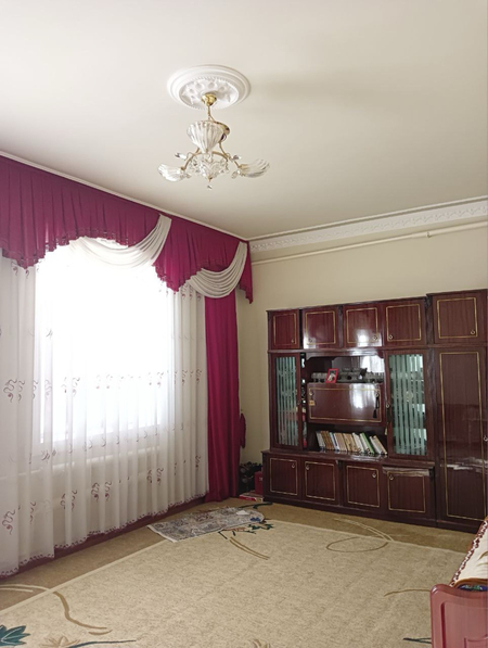 hovli sotiladi Qarshi shaxri