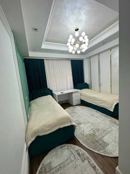 Сдаётся в аренду квартира. 4/2/7 Ц-1 в  М-Улугбекском районе.
