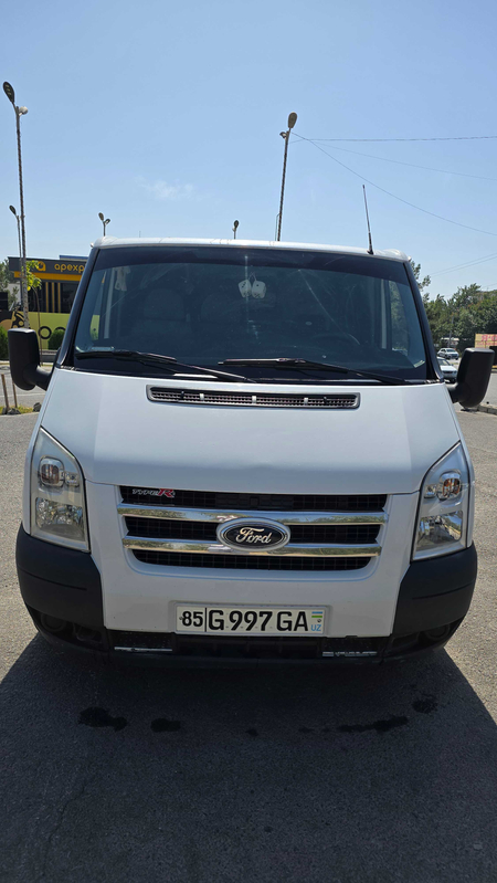 Ford Transit 2011 yil 397.000 yurgan