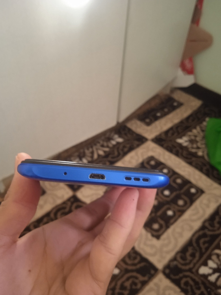 Redmi C9 aybi yoq qirilgan chizilgan joyi yo\\\'q