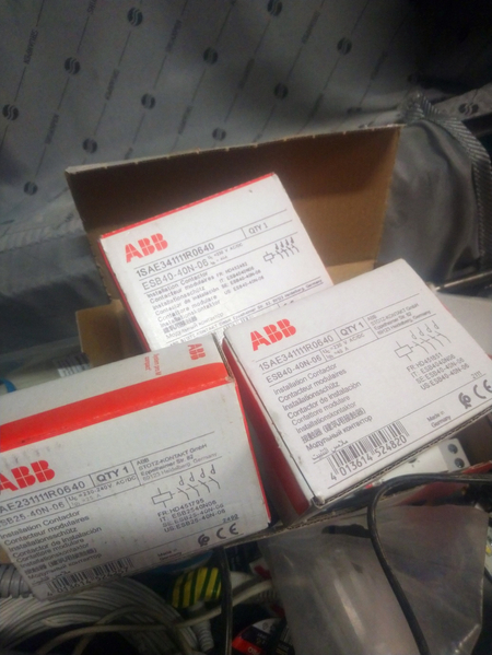 ,контакторы ,ABB 63 ампер и 100 амперная