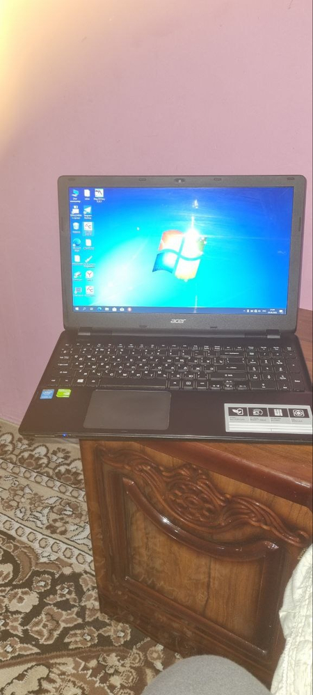 Acer E5-571 noutbuk core i3