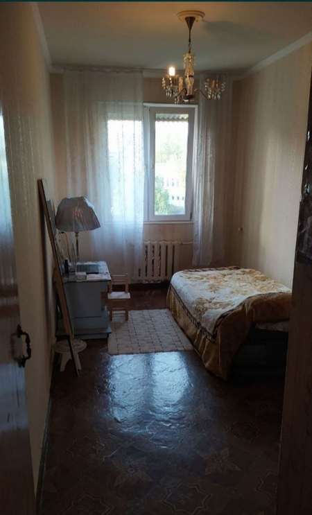 Чиланзар 12, Фархадский базар, 2/3/4