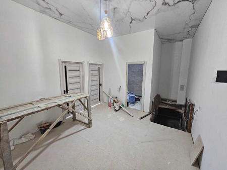 1 xonali 60m² 1-qavat sotiladi
