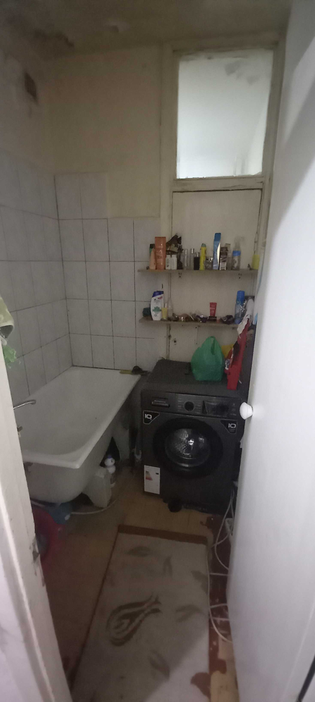 Chilonzor 24 kvartil2 xona uzimni uyim tarsavoy emas