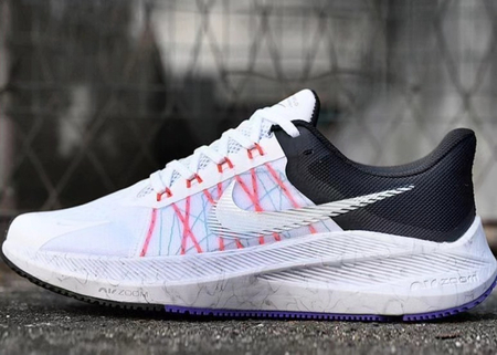 Беговые кроссовки Nike