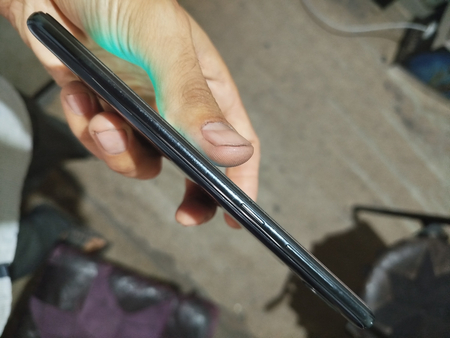 Samsung galaxy A30 sotiladi
