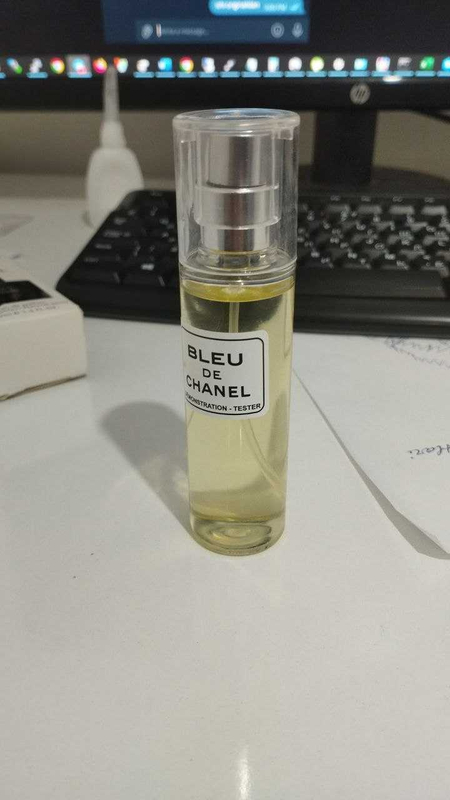 Erkaklar uchun HUGO BOSS va BLEU CHANEL dan.