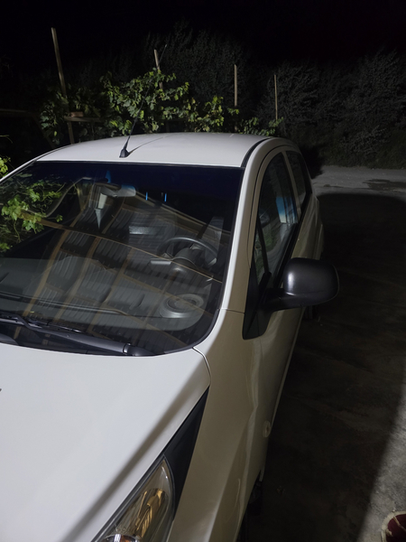 Spark sotiladi 2015 km 34000 ming paket xolati