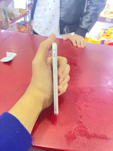Iphone 8 ideal zavaskoy hamma narsasi