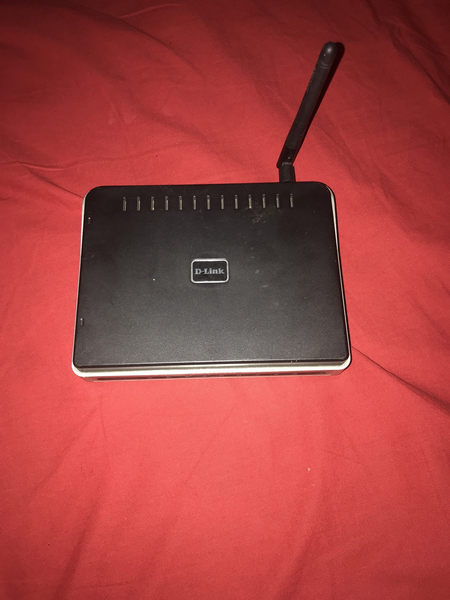 D-link dir-320 routor sotiladi