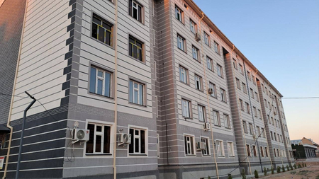 Зарафшонда 1 хоналик каробка квартира сотилади