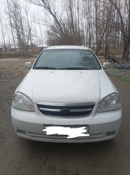 lasseti 1.8 sotiladi
