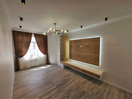 Продается  3х  комнатная  Новостройка.  Адрес;  Гагарина.