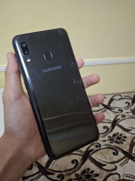 Samsung Galaxy A20